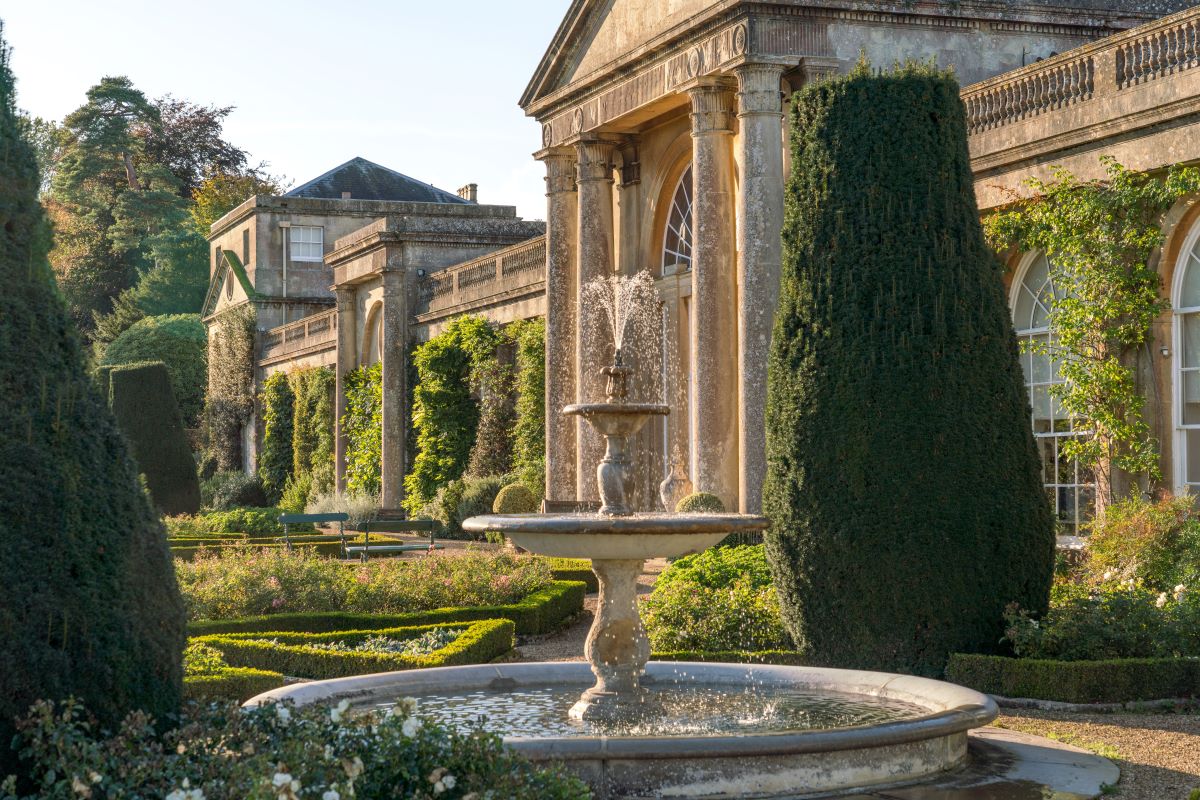 15 Best Things To Do in Wiltshire | Nibbling Nomad